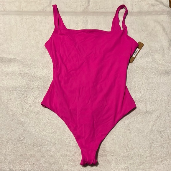 SKIMS | Intimates & Sleepwear | Skims Fits Everybody Square Neck ...